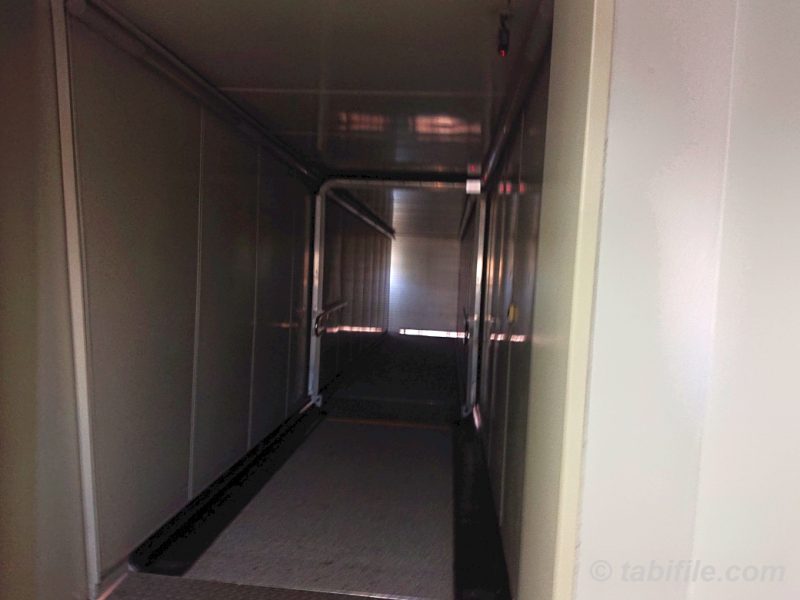 キャセイパシフィック CX906 マニラ → 香港 | CATHAY PACIFIC B777-300 Business Class ...