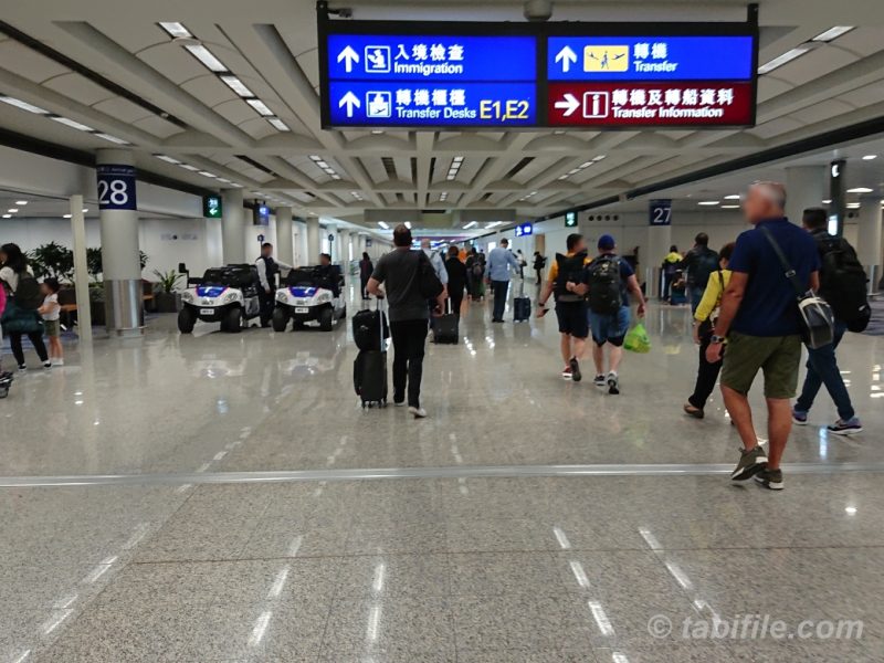 キャセイパシフィック CX906 マニラ → 香港 | CATHAY PACIFIC B777-300 Business Class ...