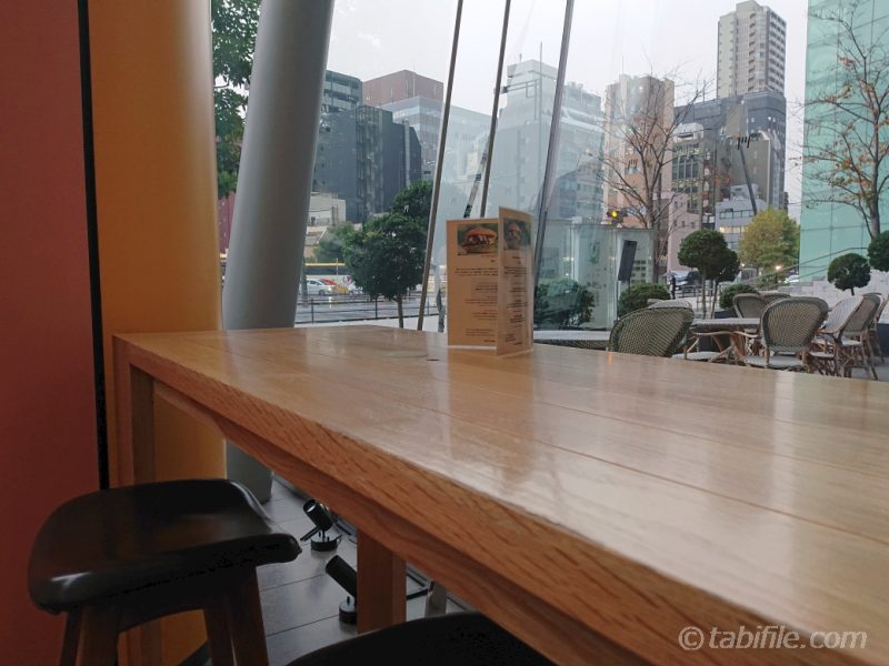 アンダーズ東京 バーガーショップ BeBu | Bebu at ANDAZ TOKYO